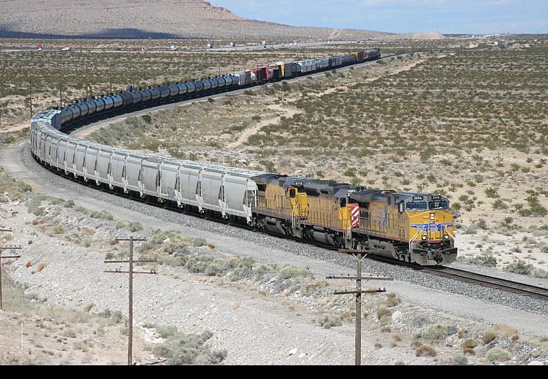 Westbound UP manifest heading to the Golden State